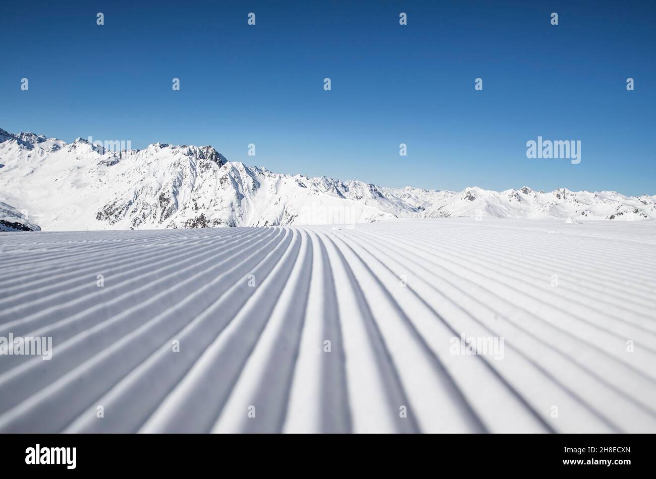 Ischgl Winter Berge Stock Photo - Alamy