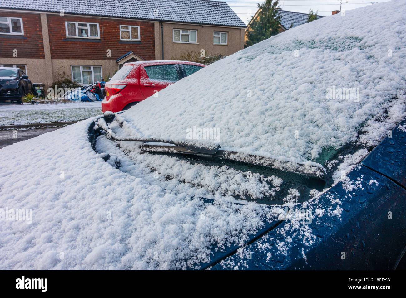Windscreen car hi-res stock photography and images - Alamy