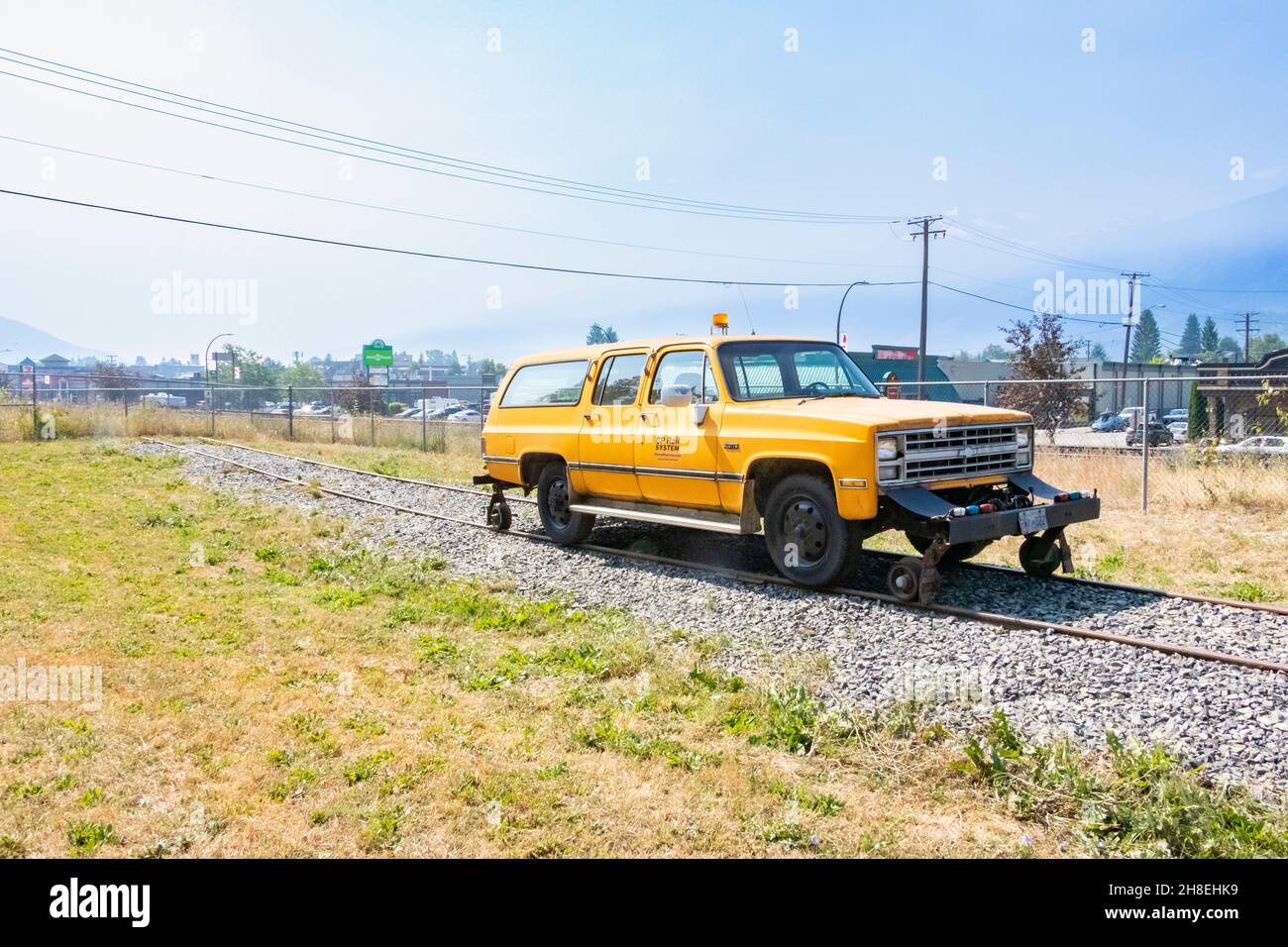 Car on railway tracks hi-res stock photography and images - Alamy