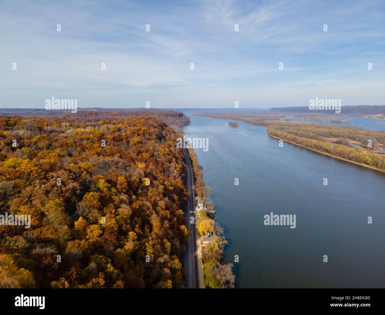Aerial photograph of the Upper Mississippi River Valley on a beautiful ...