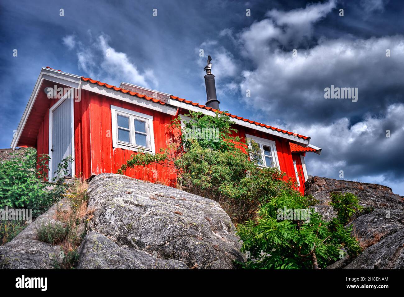 Timber hut sweden hi-res stock photography and images - Alamy