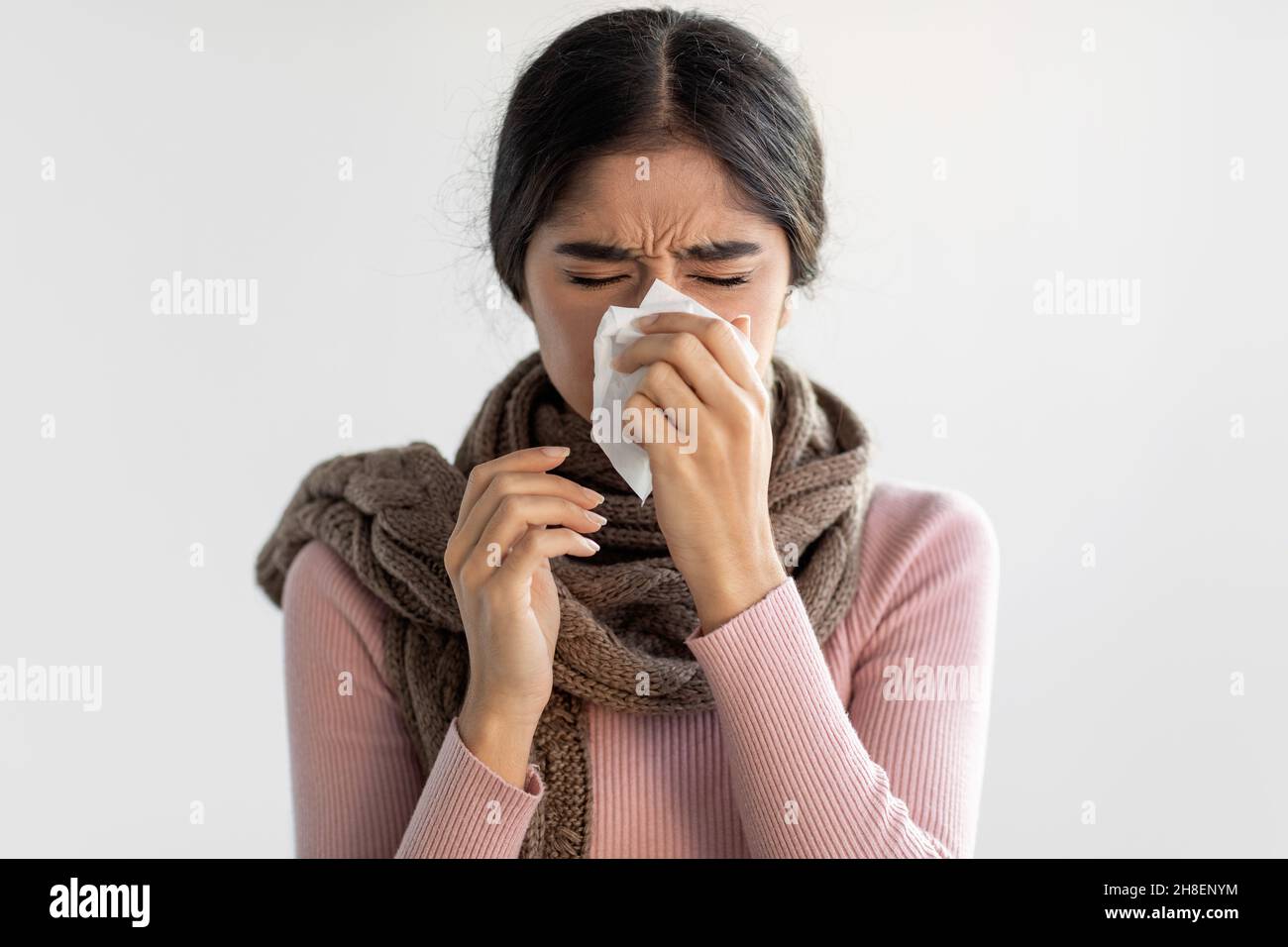 Woman runny nose wipes hi-res stock photography and images - Alamy