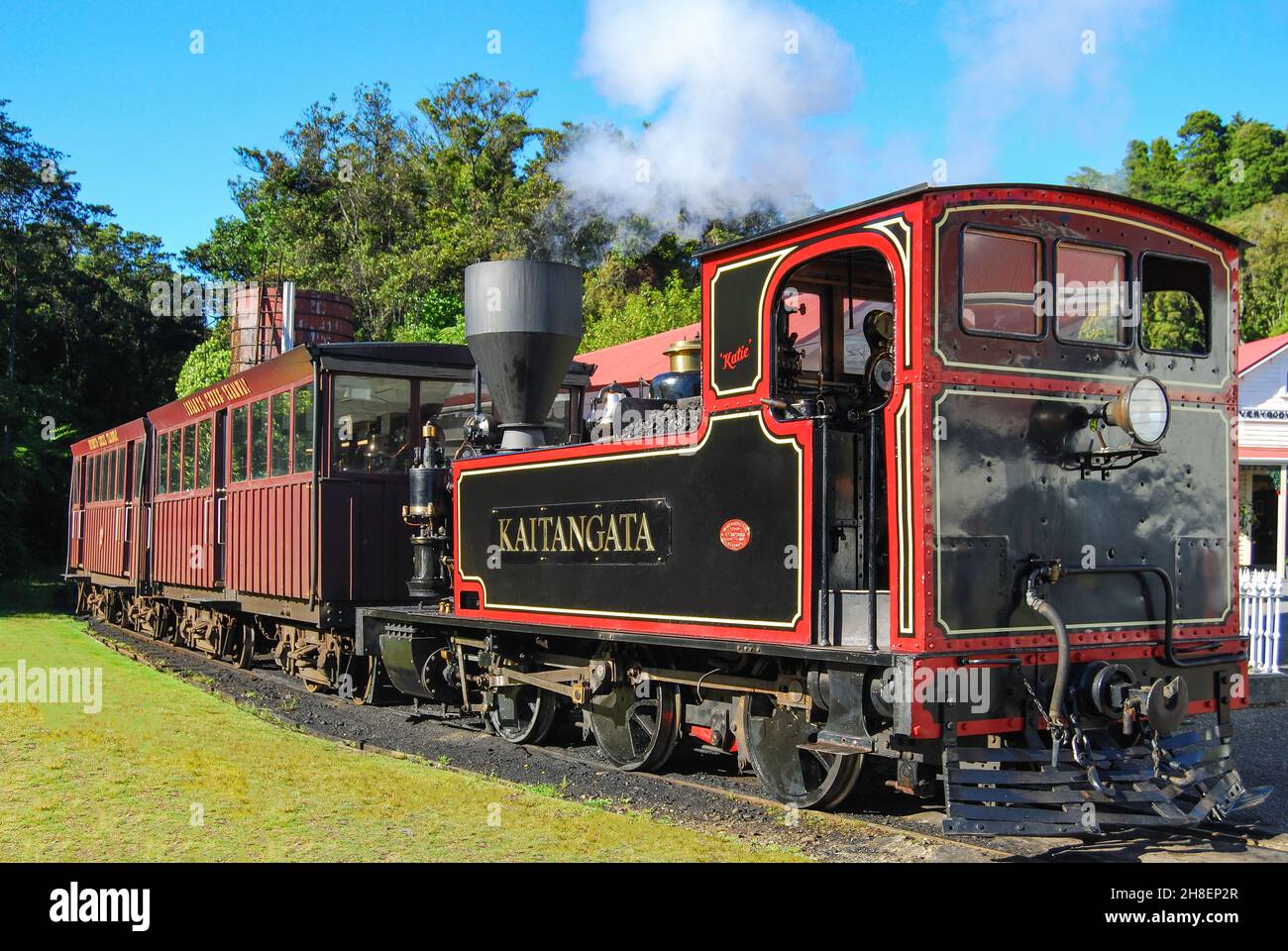 New zealand steam train hi-res stock photography and images - Alamy