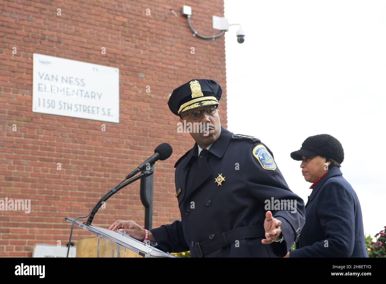 DC Metropolitan Police Chief Robert Contee alongside Mayor Muriel ...