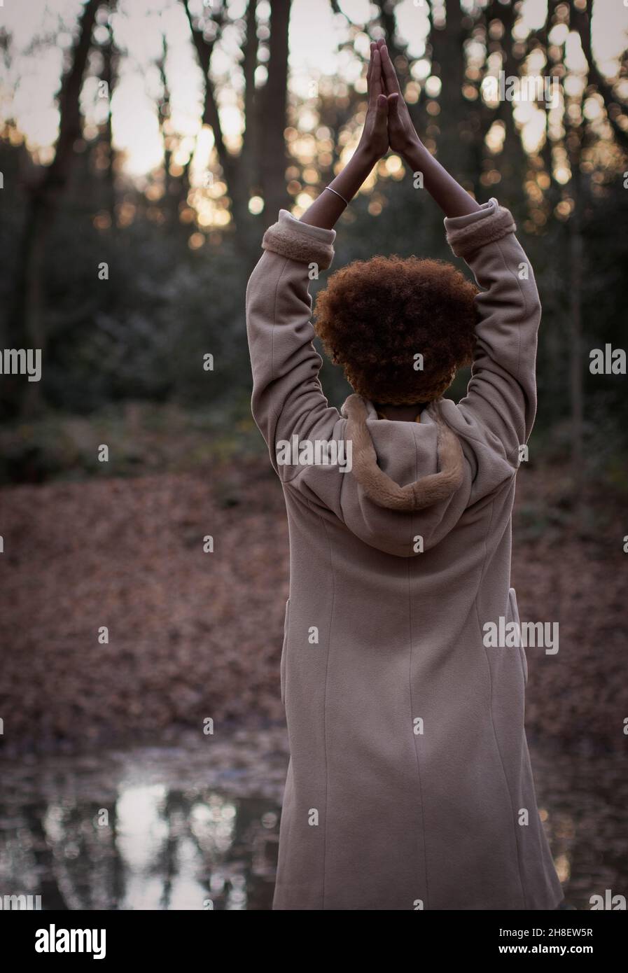 Overhead hands hi-res stock photography and images - Alamy