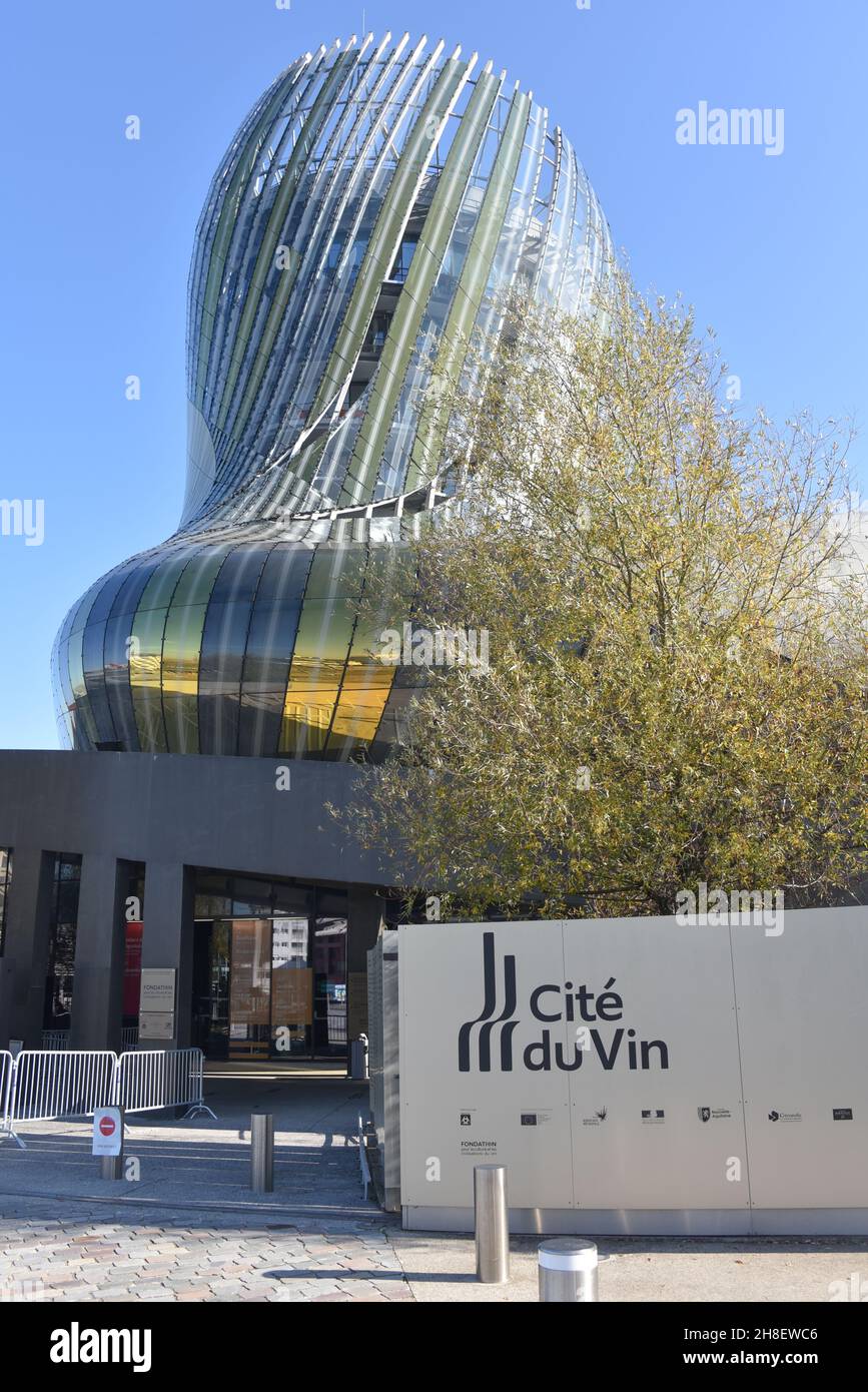 Bordeaux, France - 7 Nov, 2021: Modern architecture of the Cite du Vin ...