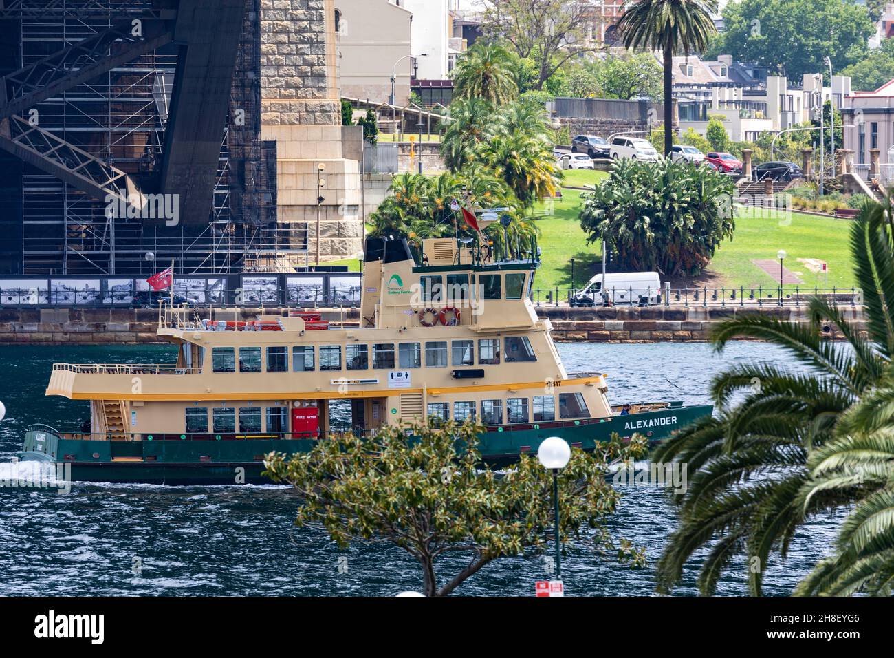 Sydney first fleet ferry named Alexander passes beneath the Sydney ...