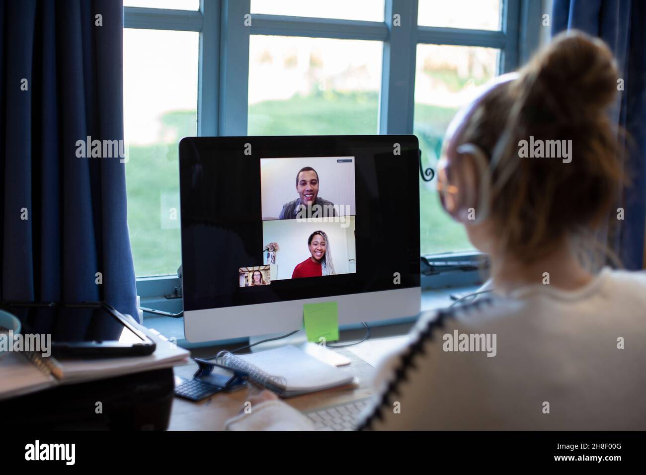 Video conference background hi-res stock photography and images - Alamy