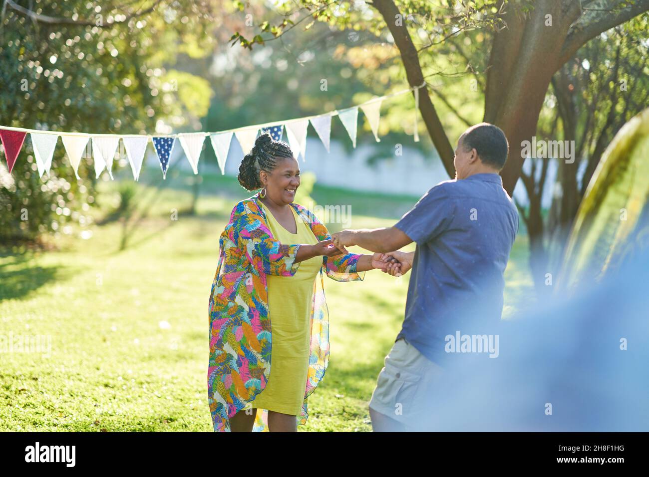 Summer dancing hi-res stock photography and images - Alamy