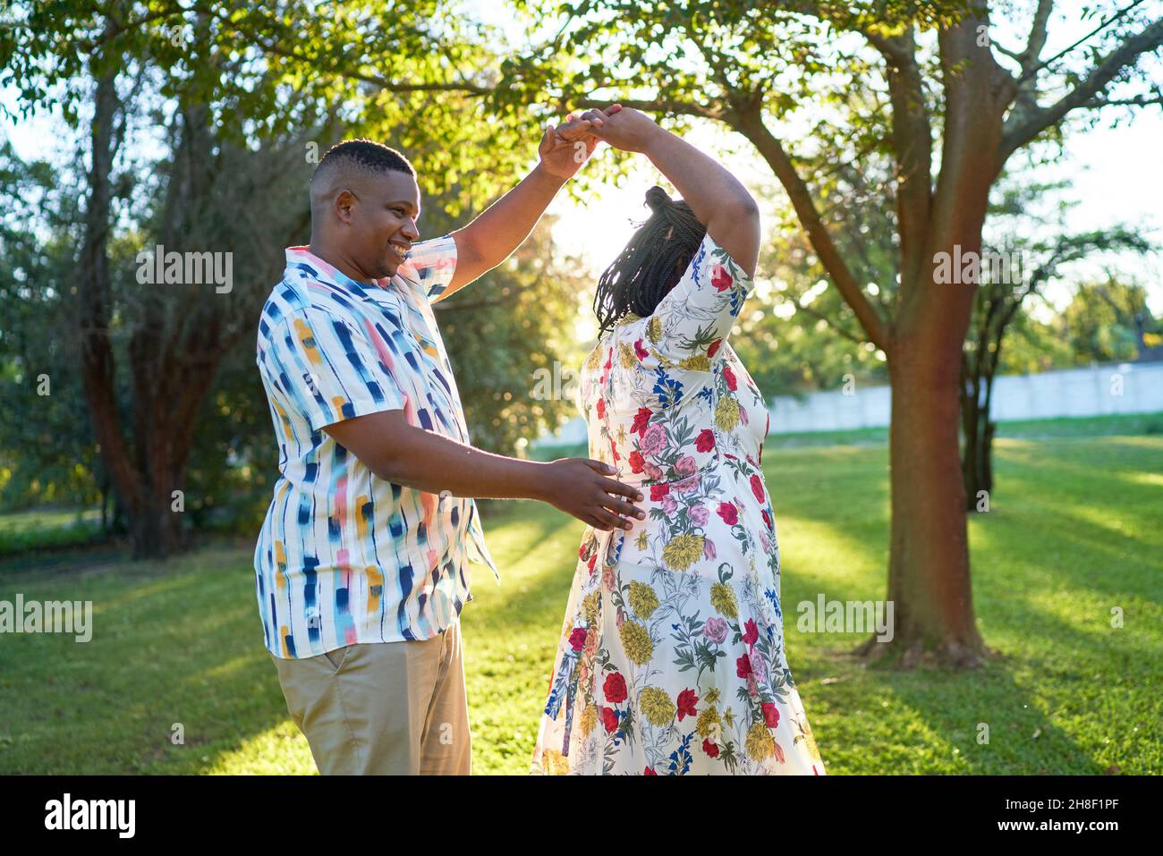 Black couple dancing in living hi-res stock photography and images - Alamy
