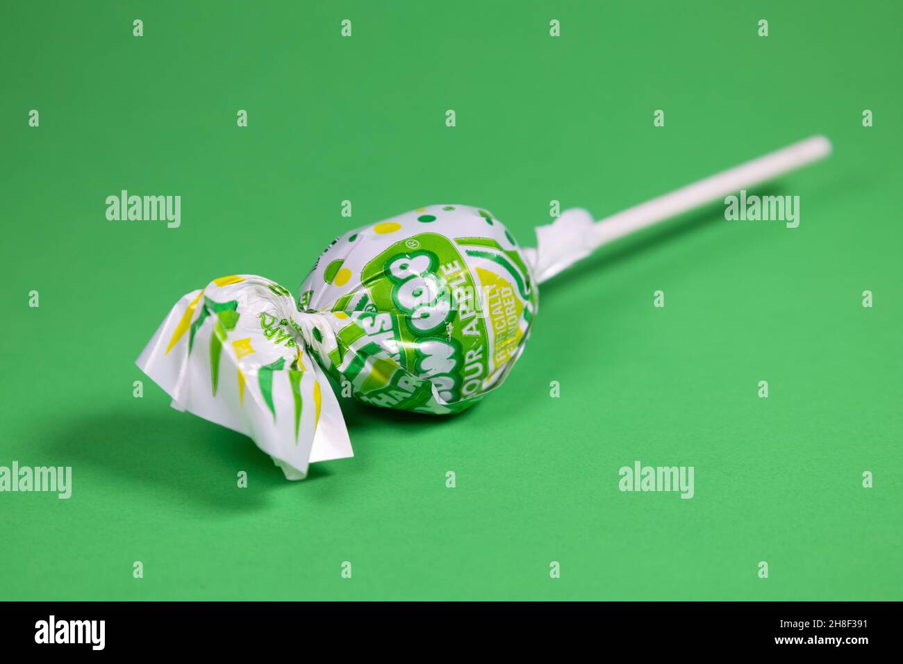 Blow pop candy hi-res stock photography and images - Alamy