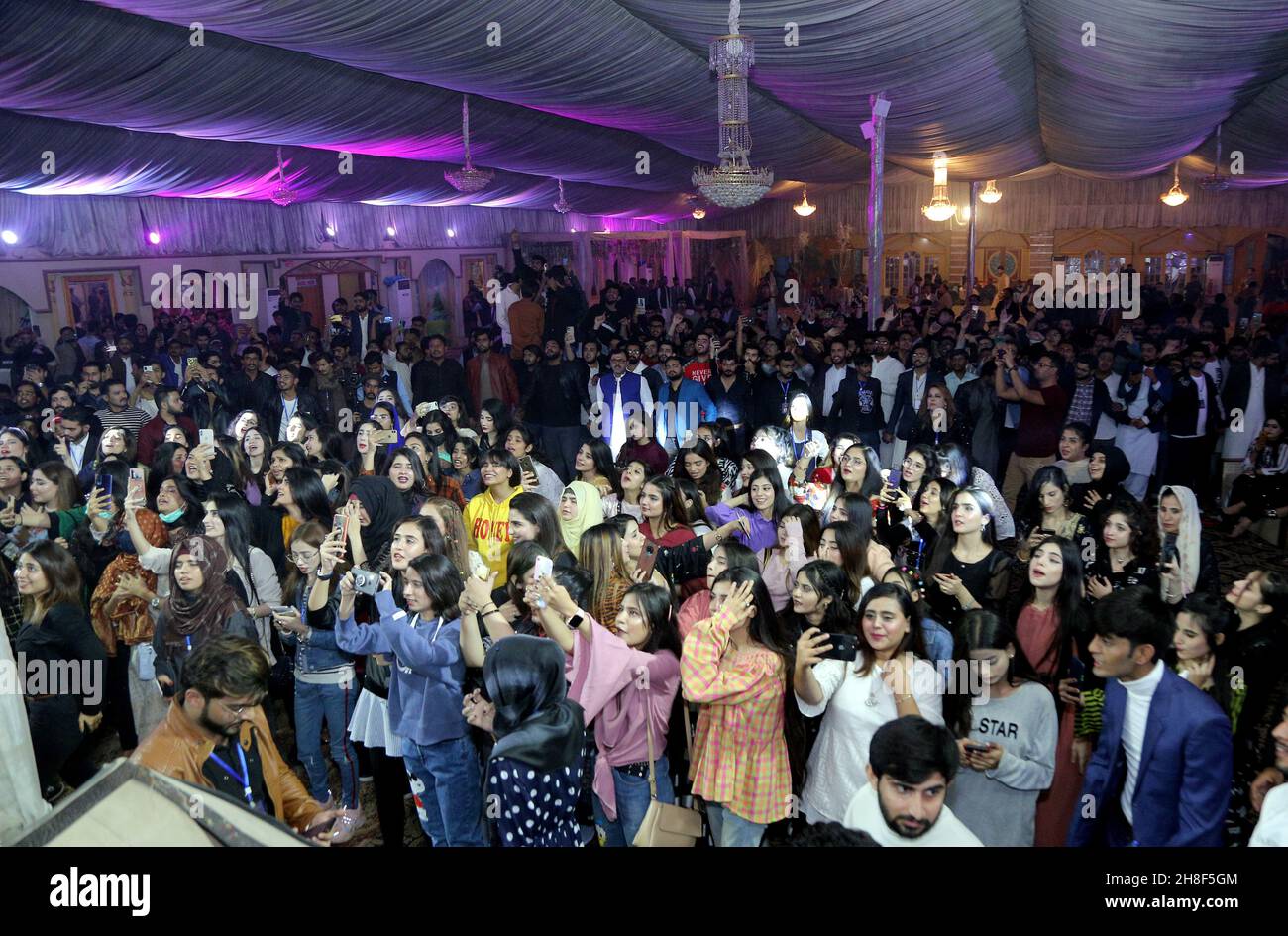 Roxen band hi-res stock photography and images - Alamy