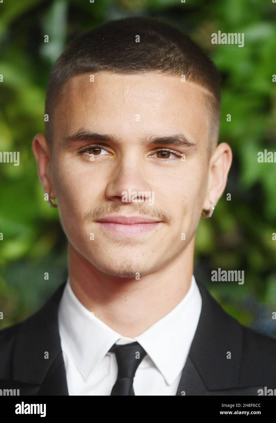 London, UK. 29th Nov, 2021. British model Romeo Beckham attends The ...