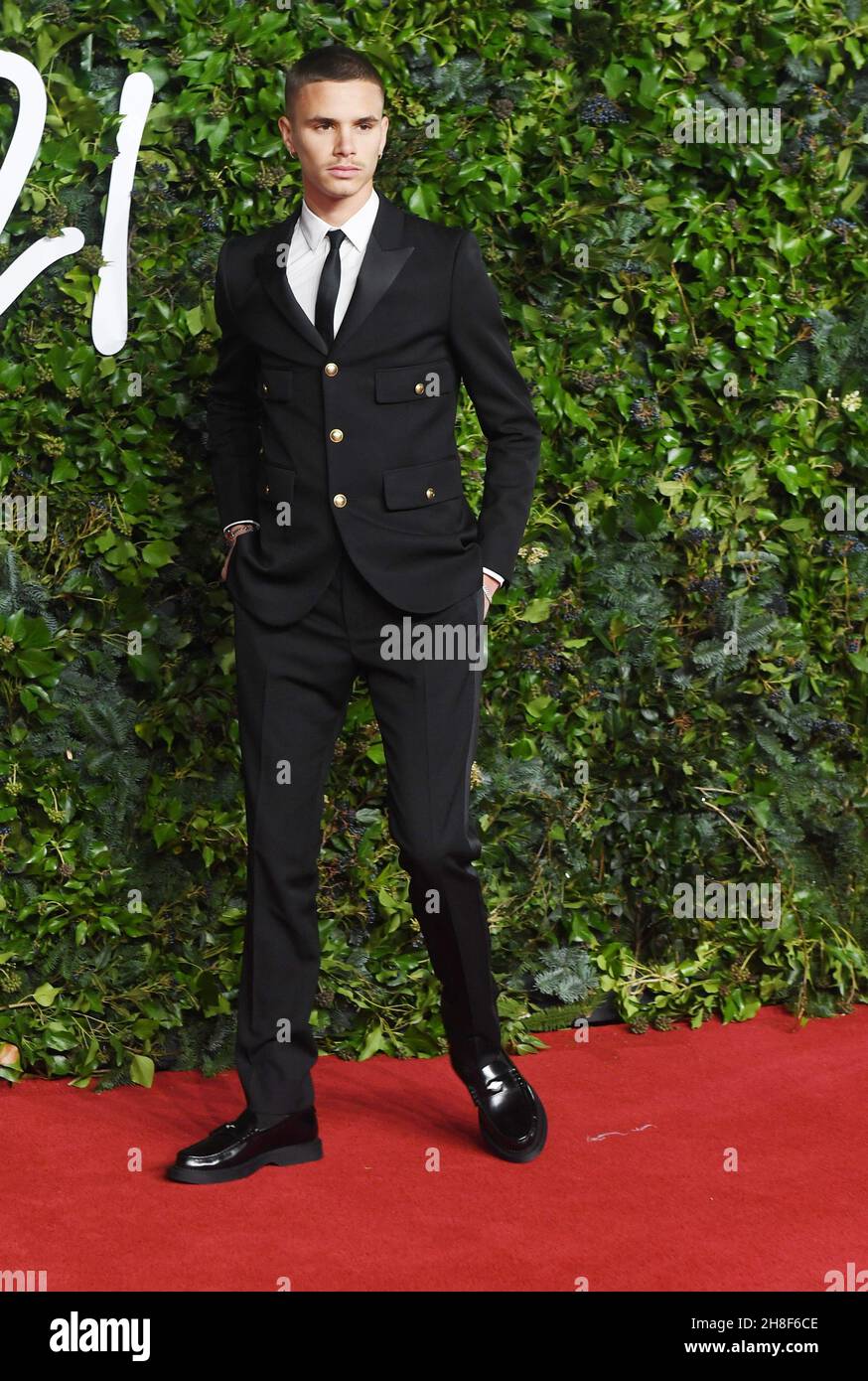 London, UK. 29th Nov, 2021. British model Romeo Beckham attends The ...