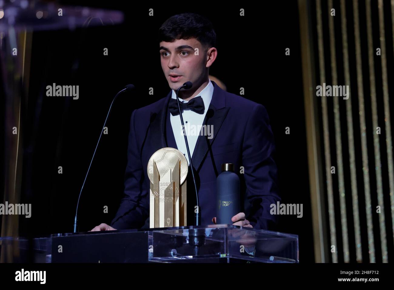 Paris, France. 29th Nov, 2021. Pedro Gonzalez speaks after receiving ...
