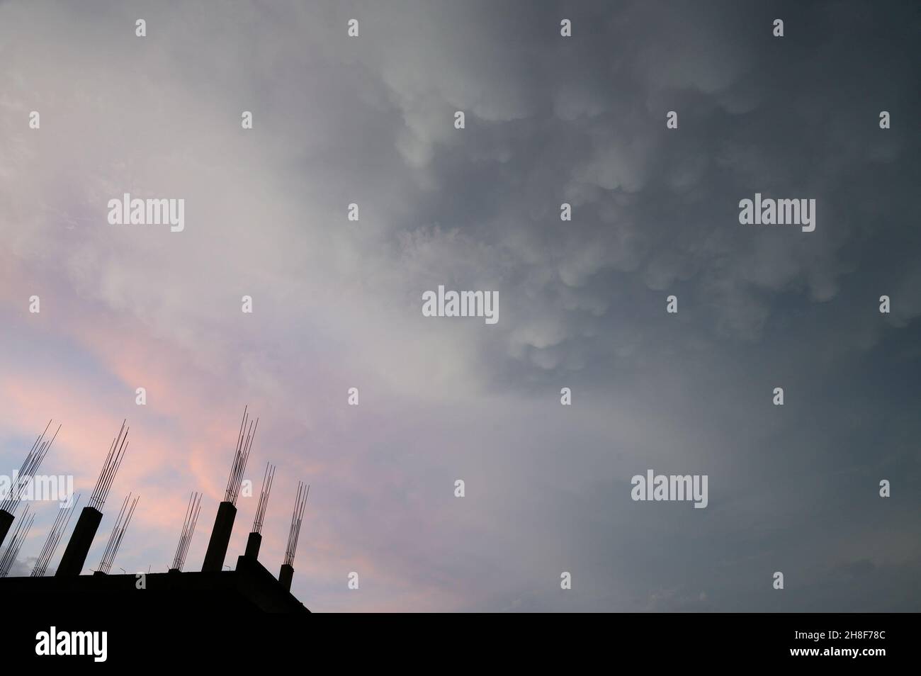 City skyline india sunset dawn sunrise hi-res stock photography and ...