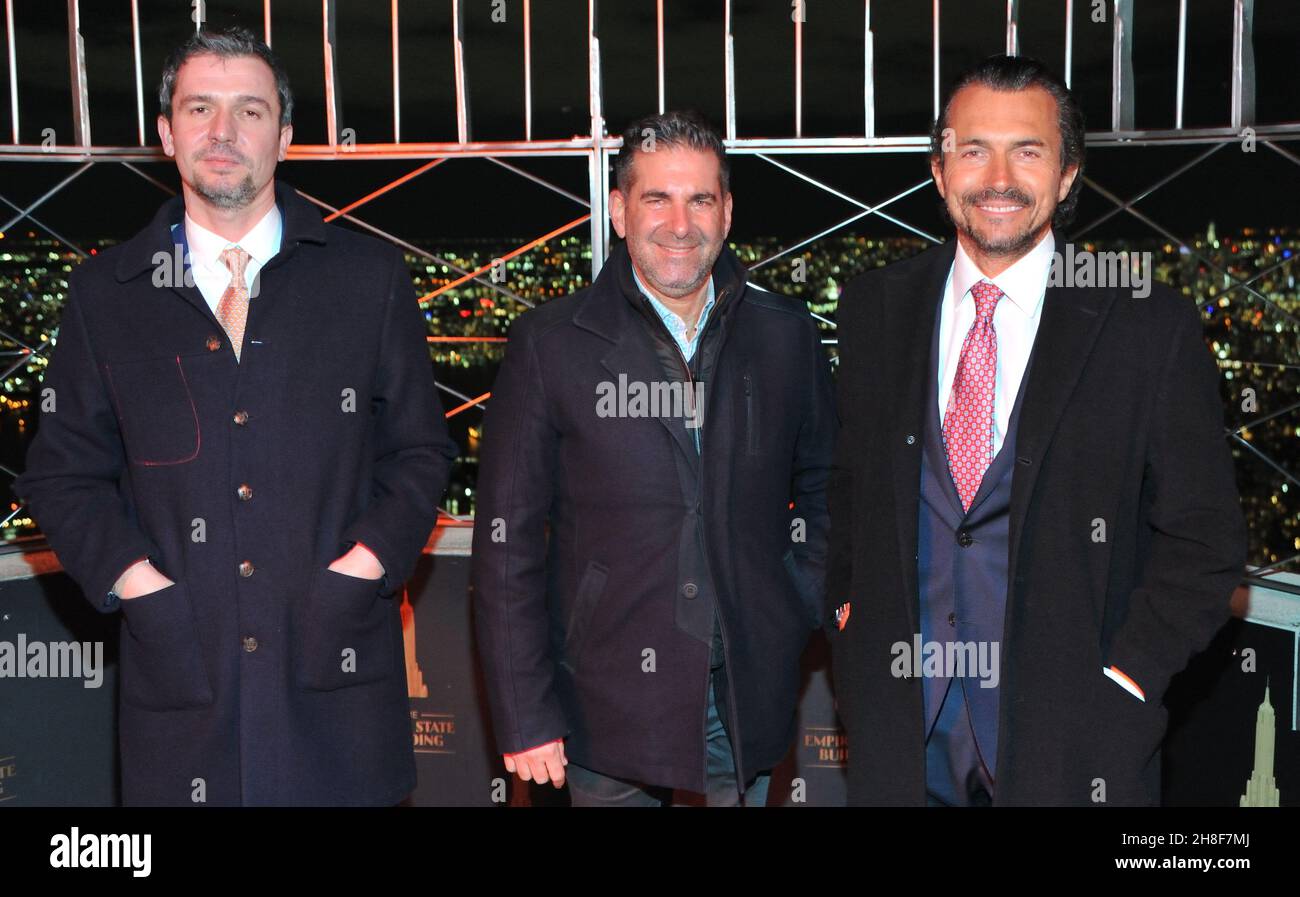 L-R: Jérémie Robert, Consul General of France in NYC, Stephen Brown and ...
