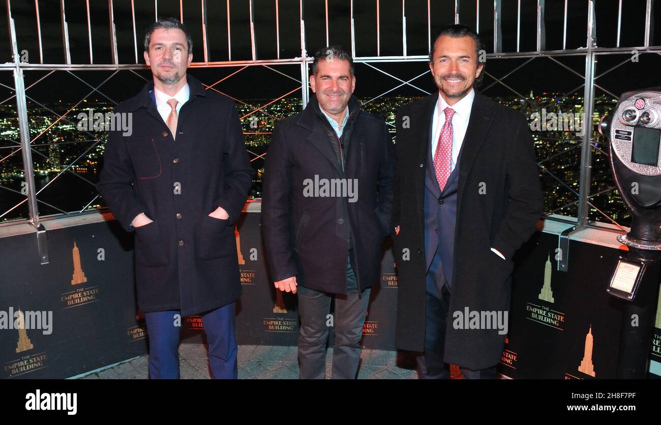 New York, USA. 29th Nov, 2021. L-R: Jérémie Robert, Consul General of ...