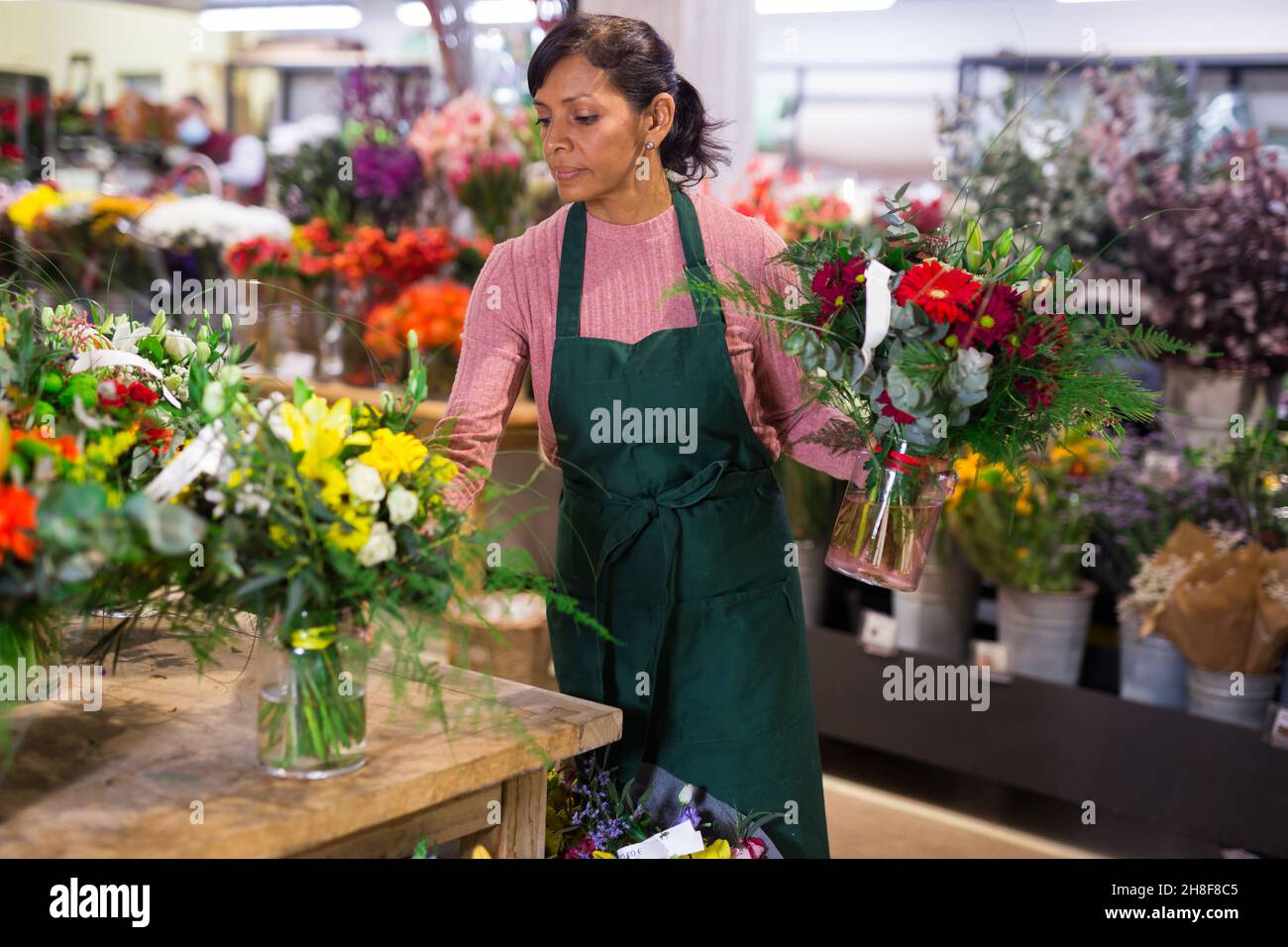Female merchandising hi-res stock photography and images - Alamy