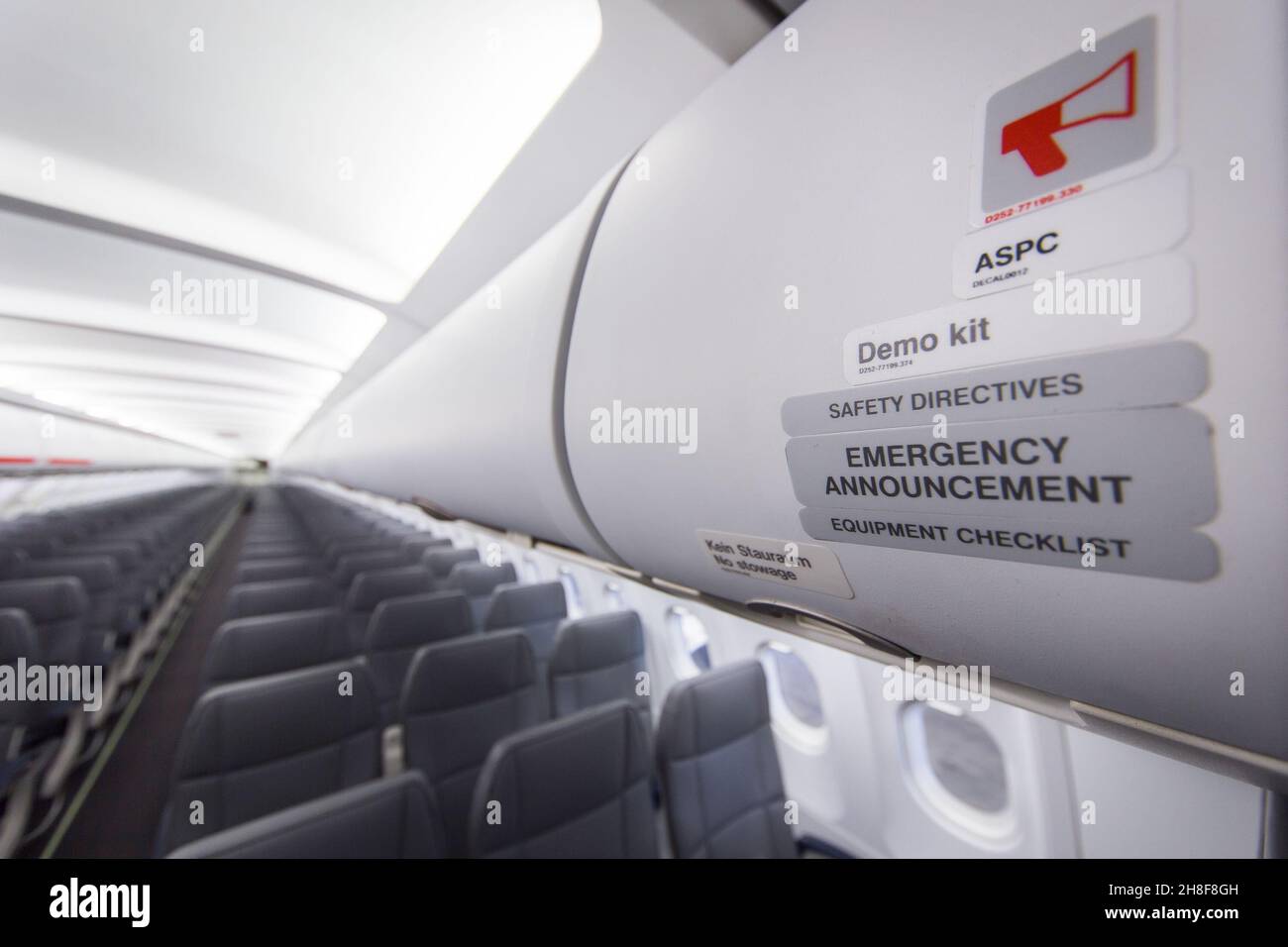 Overhead stowage hi-res stock photography and images - Alamy
