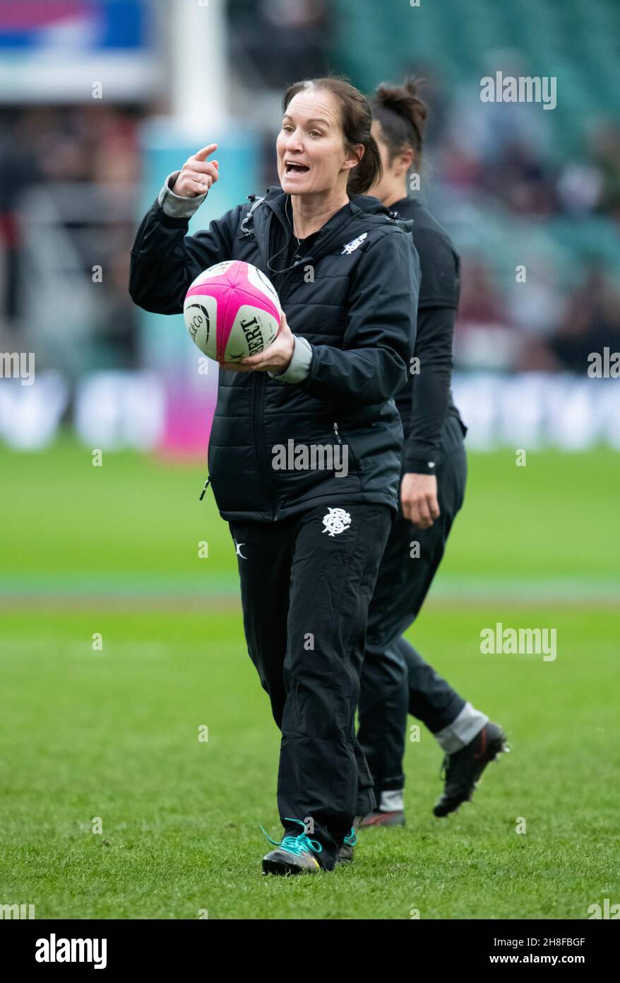 London, UK. 27th Nov, 2021. Barbarians' Head Coach Jo Yapp instructs ...