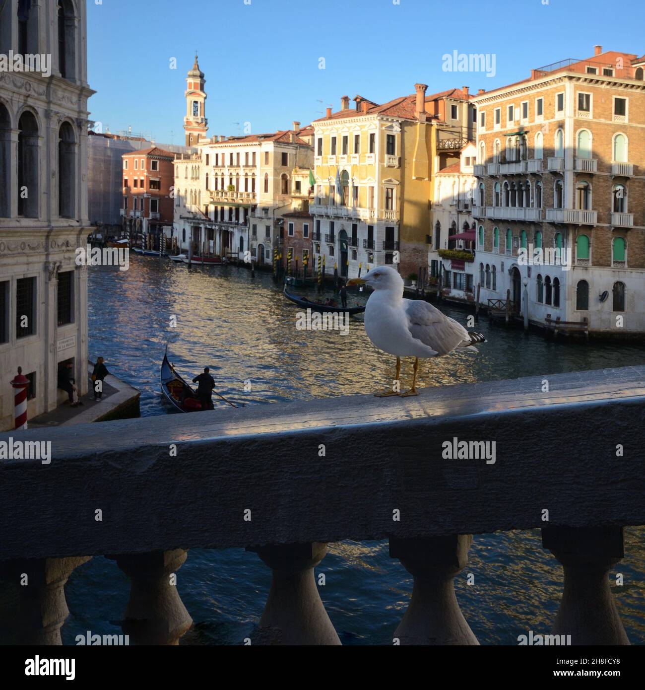 Beautiful canal side house hi-res stock photography and images - Alamy
