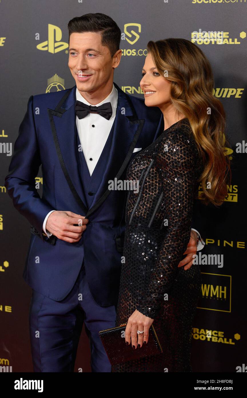 Robert lewandowski and wife anna lewandowski hi-res stock photography ...