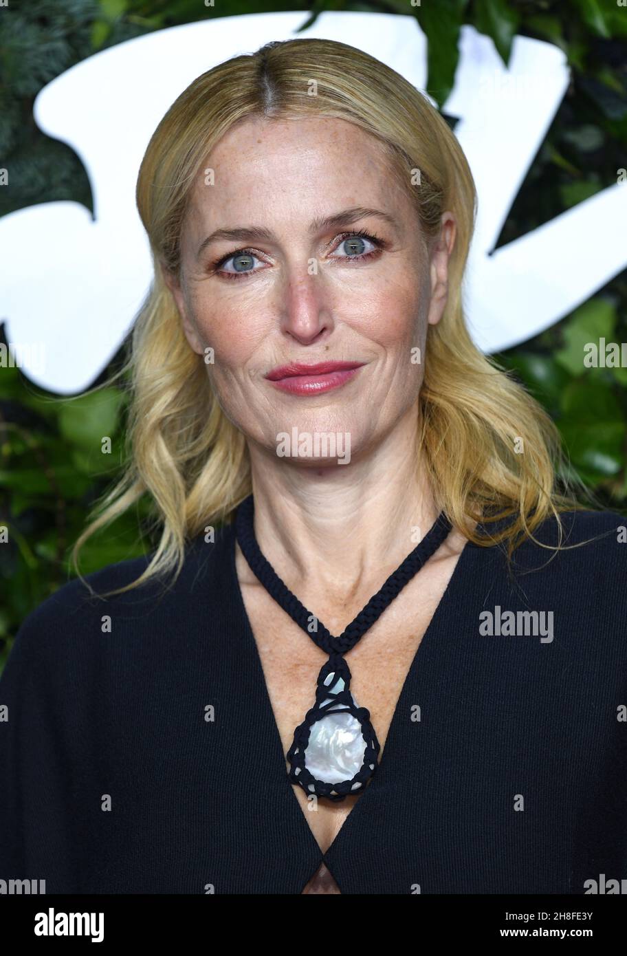 Gillian anderson 2021 hi-res stock photography and images - Alamy