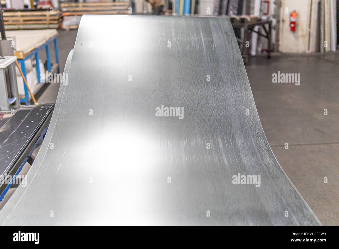 Folded sheet metal hi-res stock photography and images - Alamy