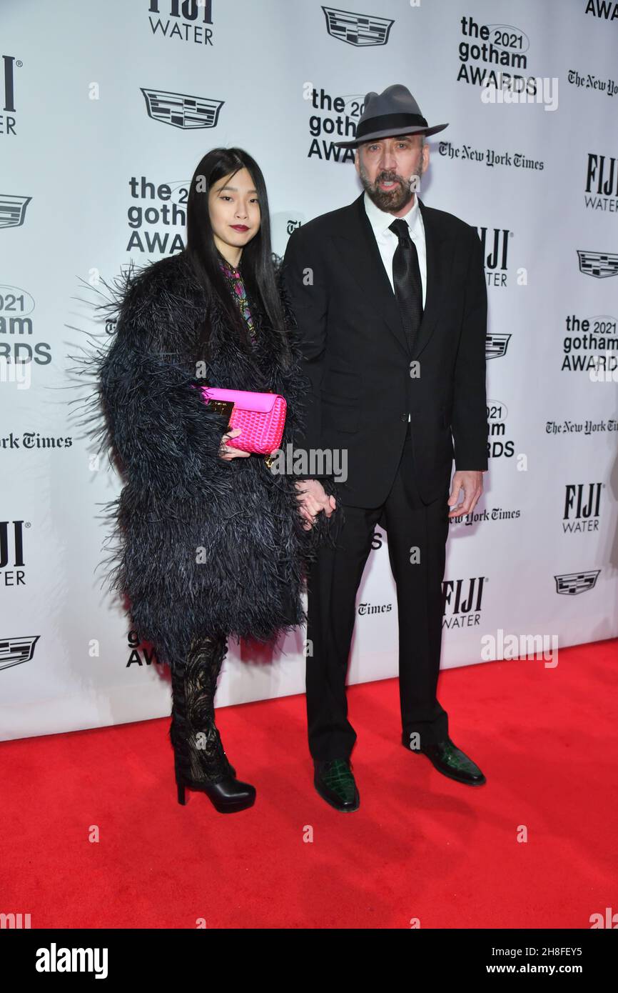 Riko shibata cage hi-res stock photography and images - Alamy