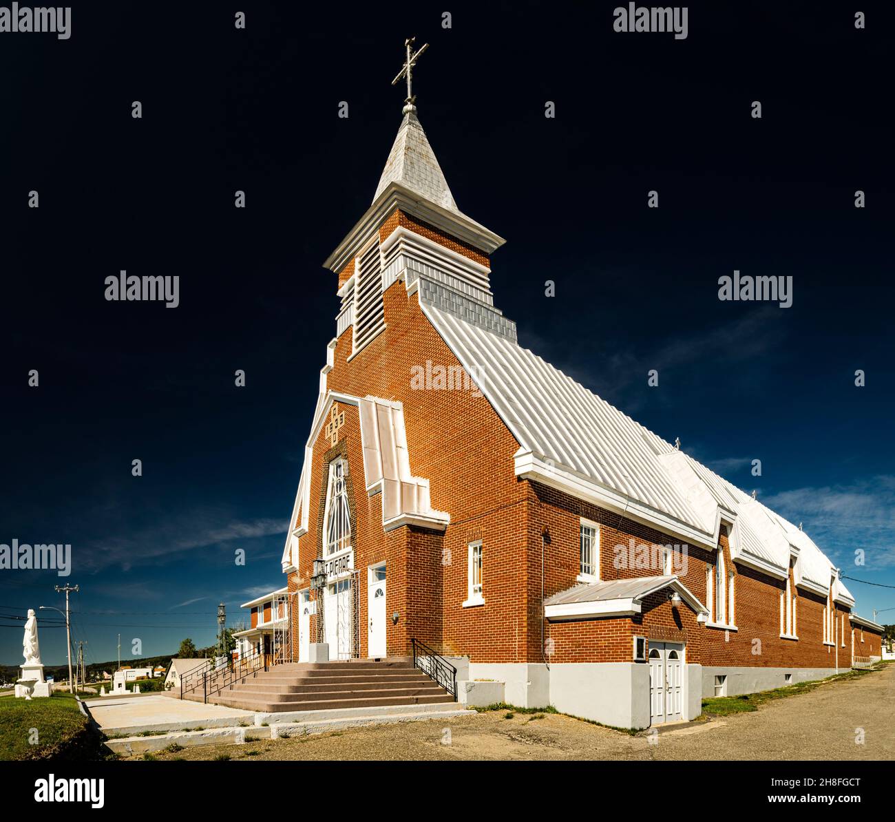 St pierre peninsula hi-res stock photography and images - Alamy