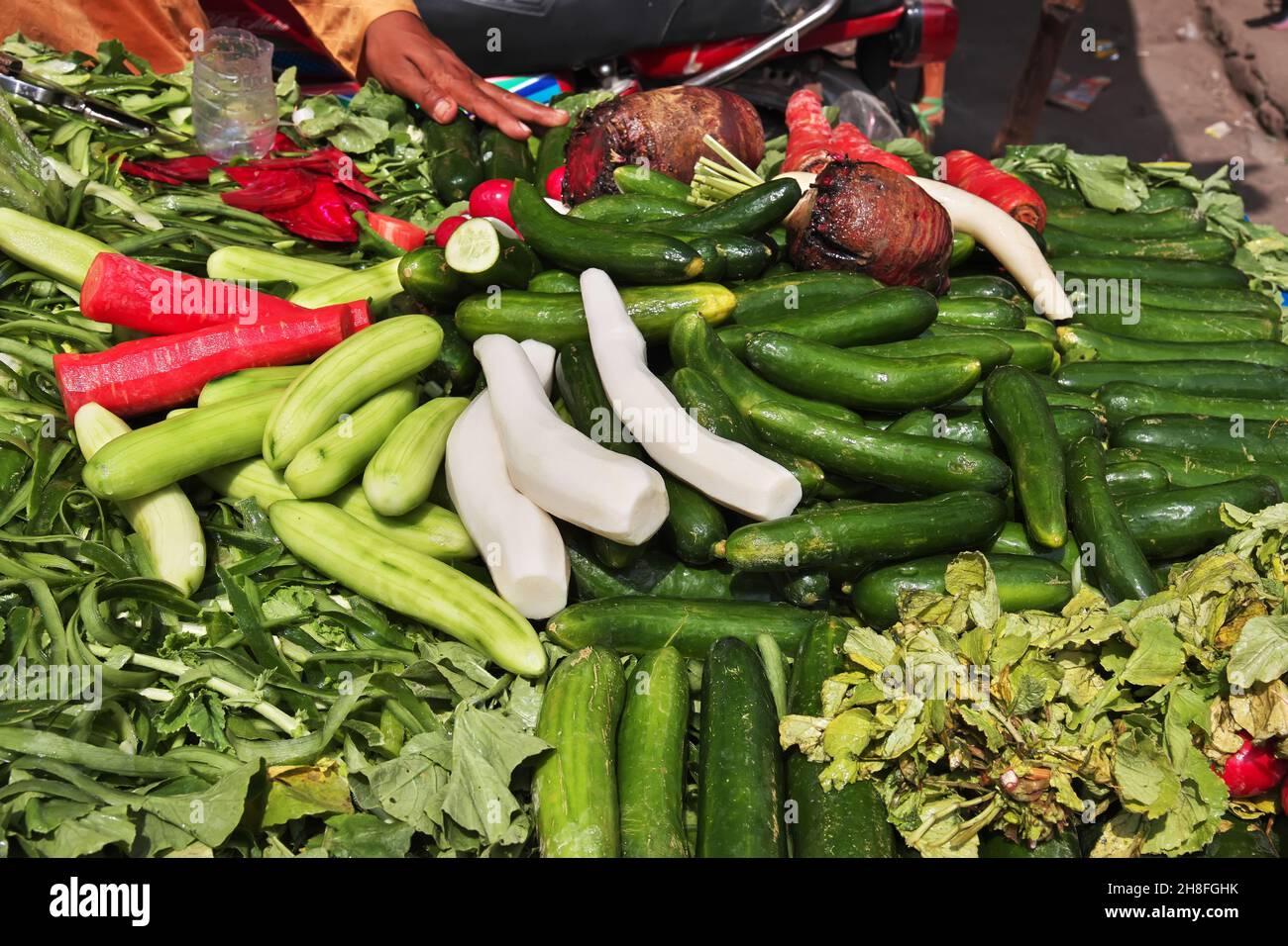 The local market in Lahore, Punjab province, Pakistan Stock Photo - Alamy