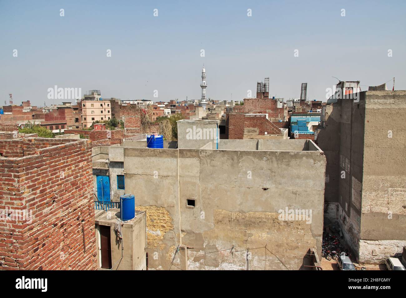 Lahore walled city bazaar hi-res stock photography and images - Alamy