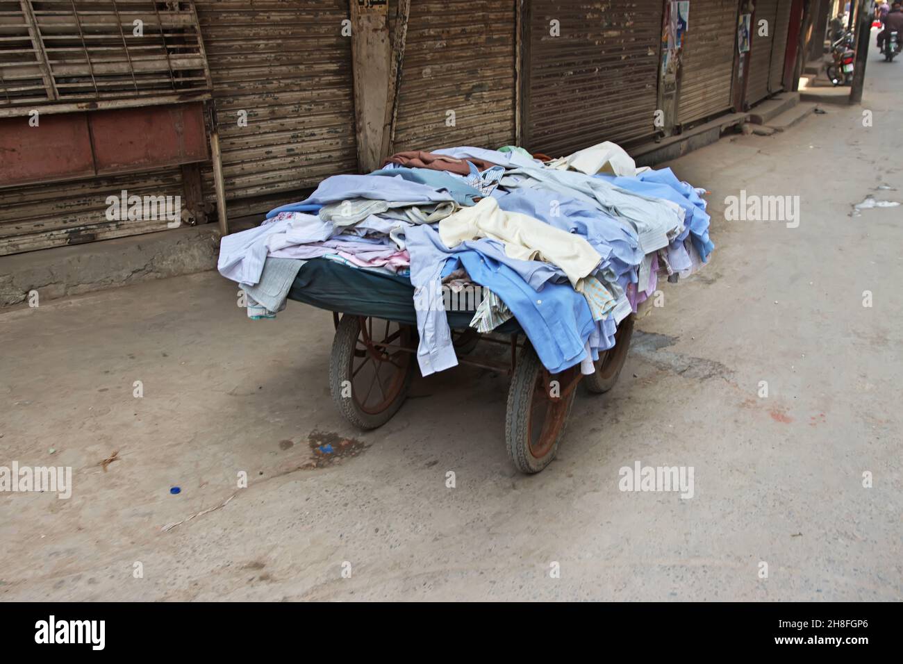 The local market in Lahore, Punjab province, Pakistan Stock Photo - Alamy