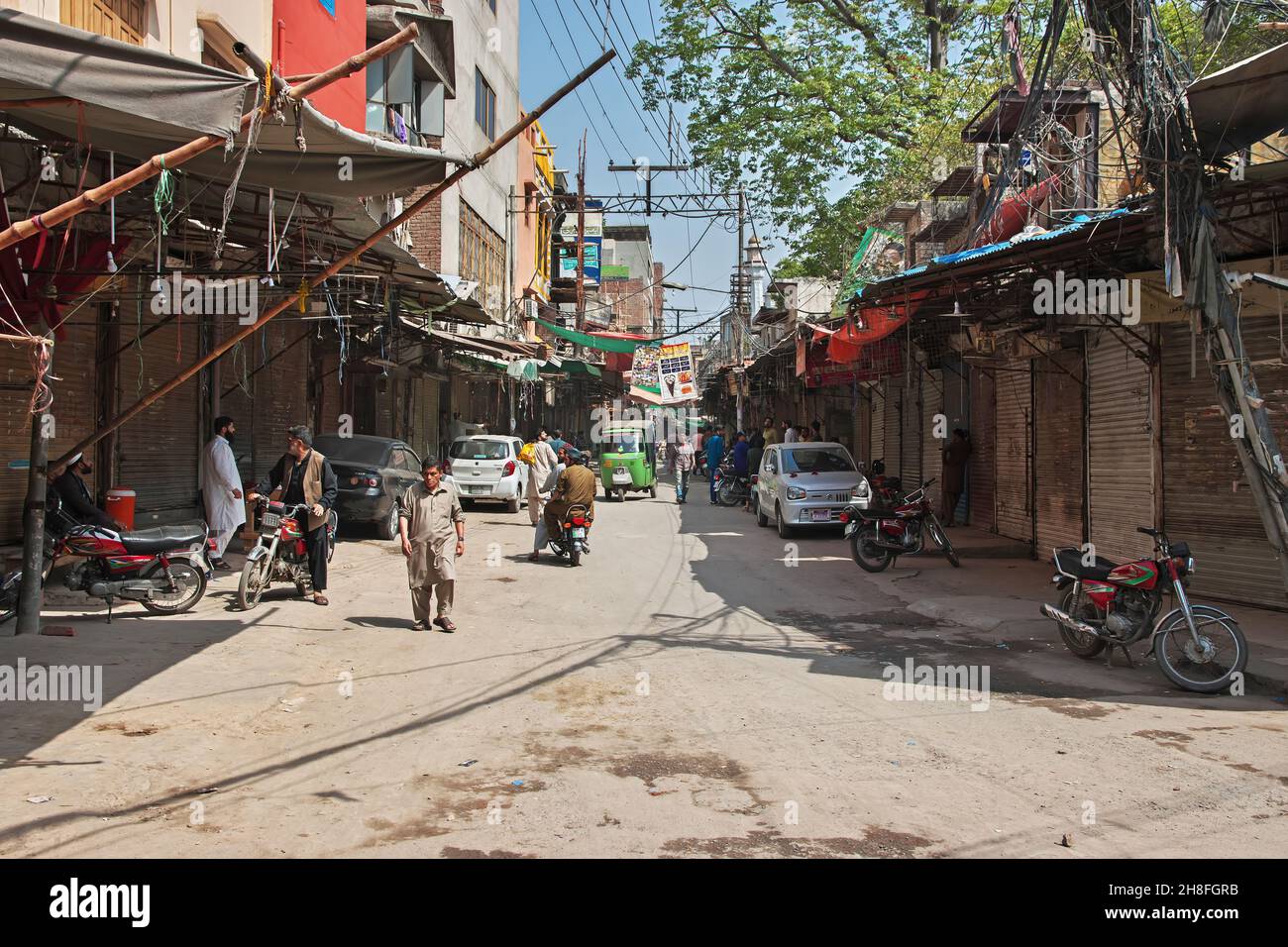 The vintage street in Lahore, Punjab province, Pakistan Stock Photo - Alamy