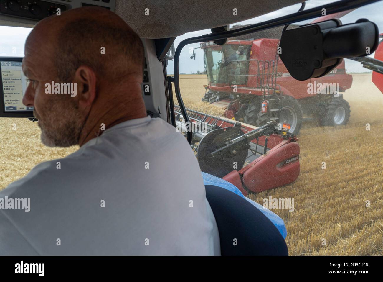 Farmer tractor argentina hi-res stock photography and images - Alamy