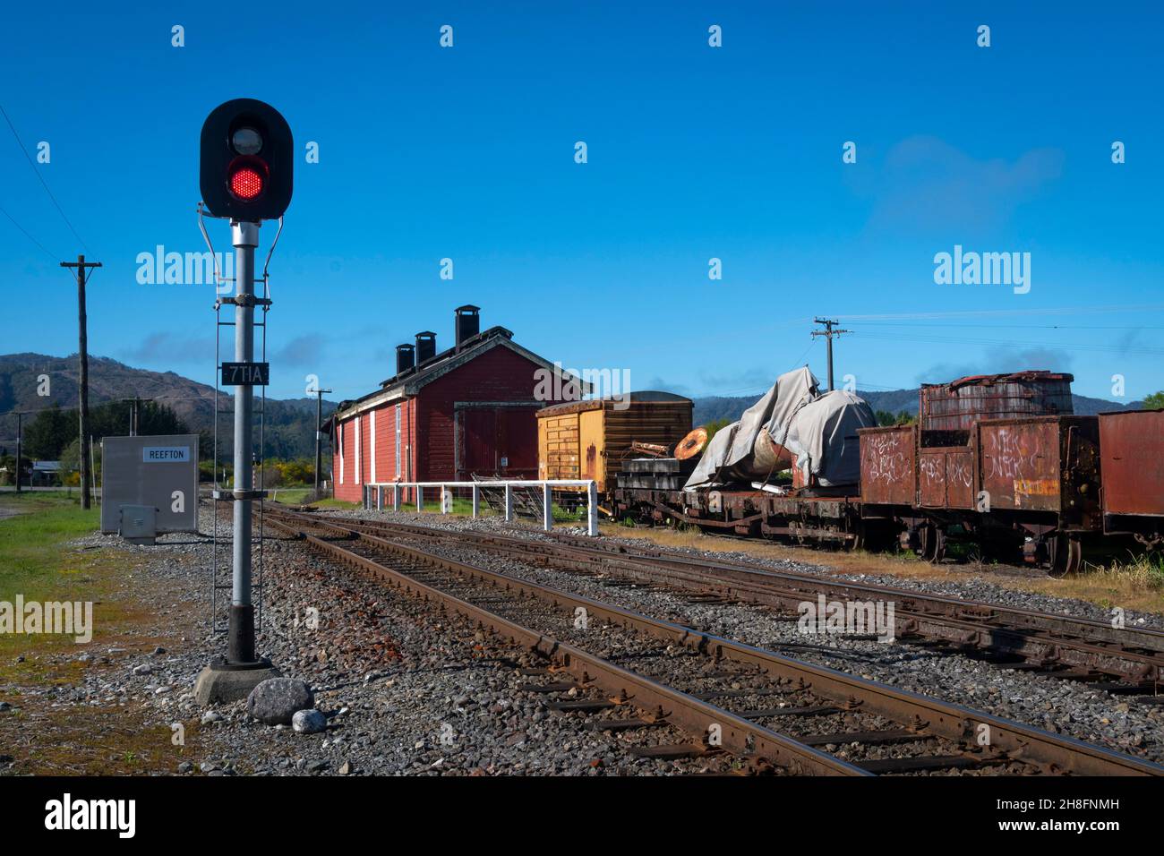 Engine shed hi-res stock photography and images - Alamy