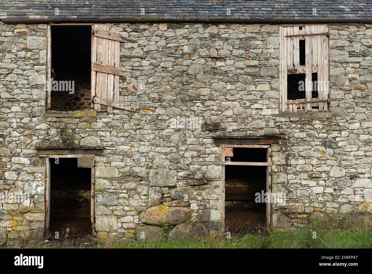 Ruins of an old stone farm building in Mungrisdale in the Lake District ...