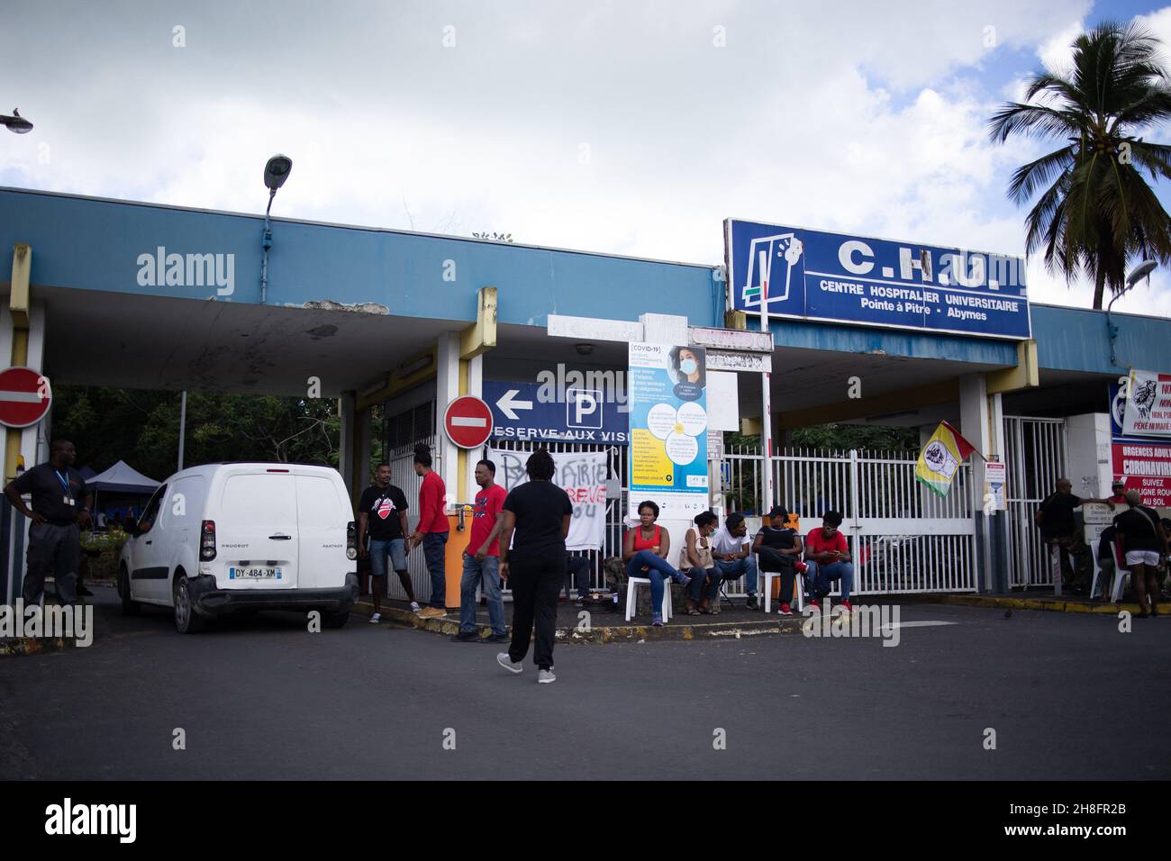 Protesters gather to block the entrance of the CHU Hospital of Pointe-a ...