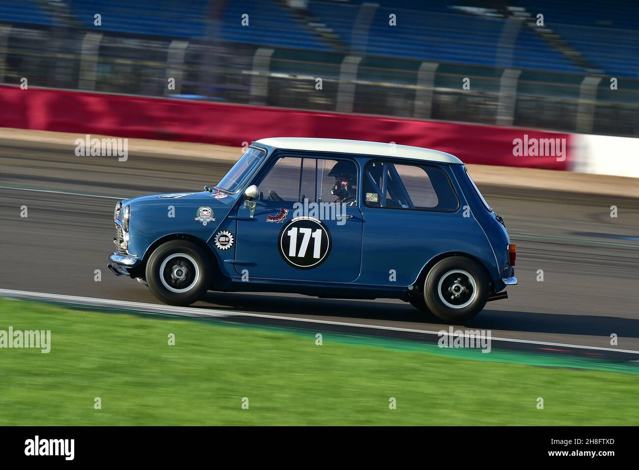 Dan Lewis, Austin Mini Cooper S, HRDC Jack Sears Trophy, for 1958 to ...