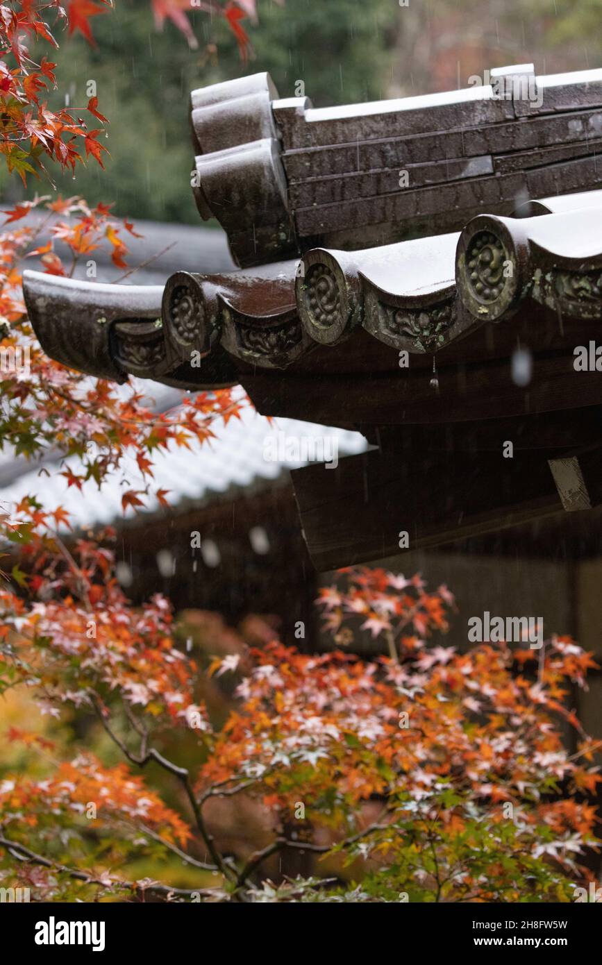 Eikando temple winter hi-res stock photography and images - Alamy