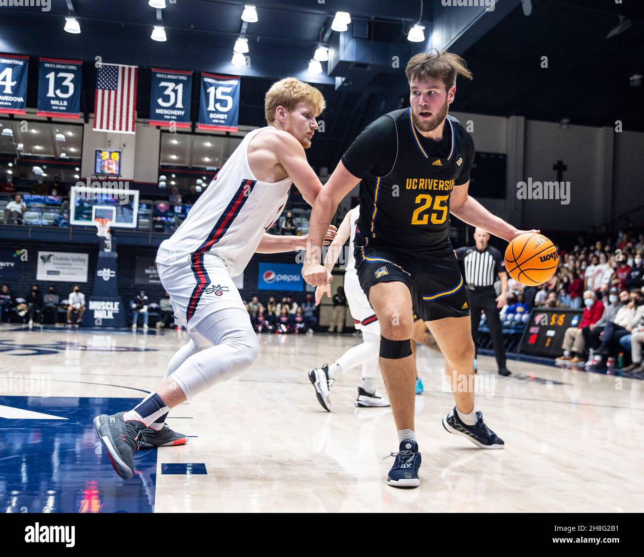 McKeon Pavilion Moraga Calif, USA. 29th Nov, 2021. CA U.S.A. UC ...