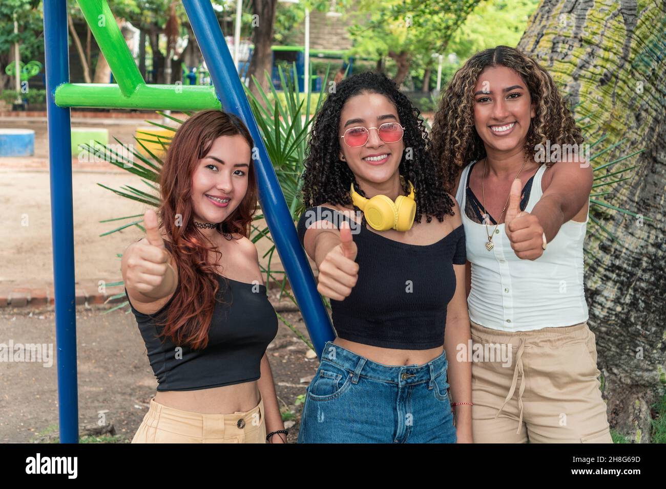 Group of friends having fun together hi-res stock photography and ...