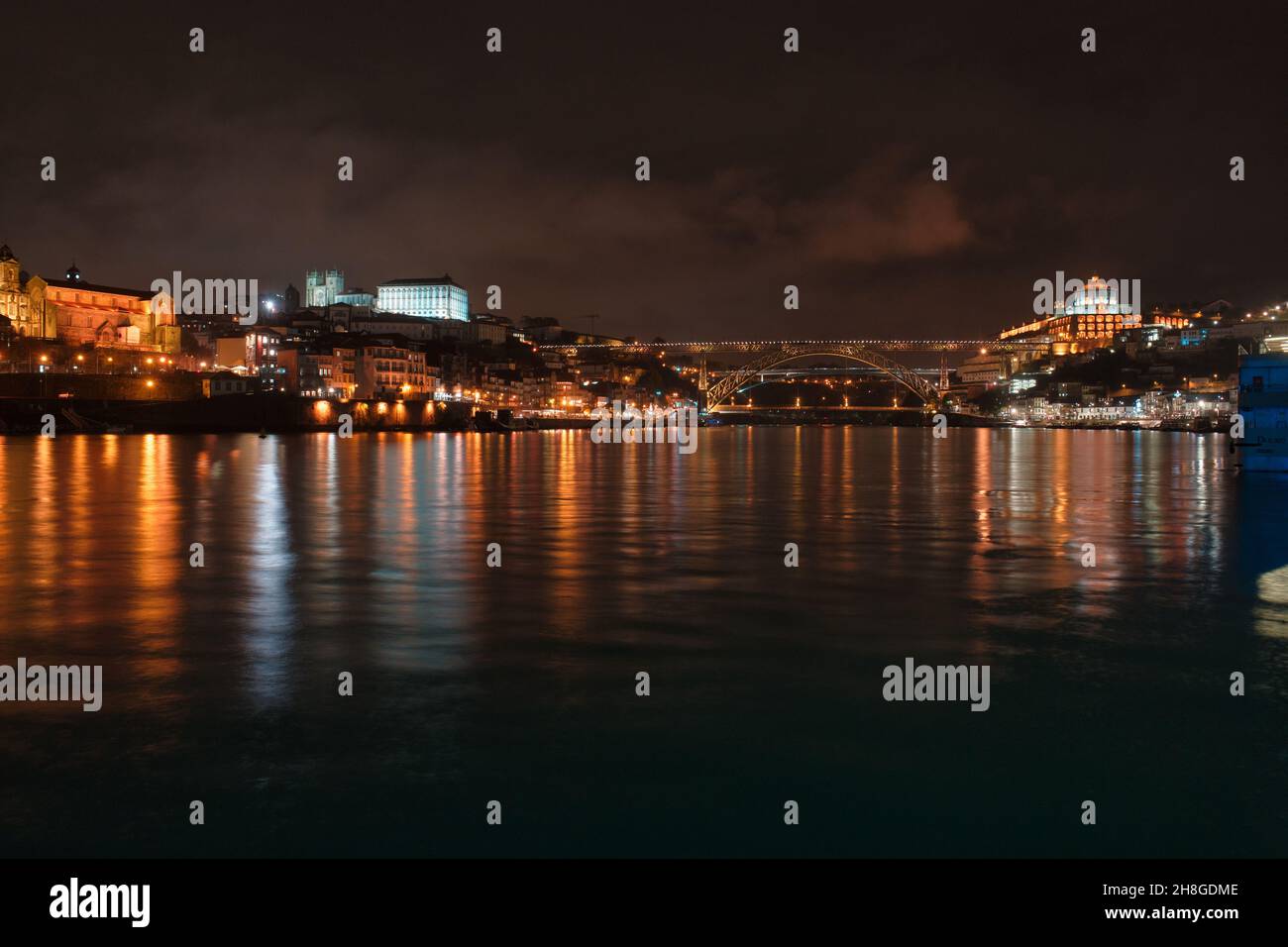 Luis I bridge, Porto, by night Stock Photo - Alamy