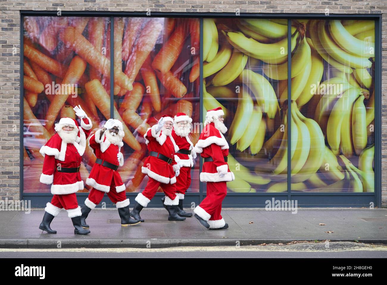 Student santas wave as the annual Santa school returns for in person ...