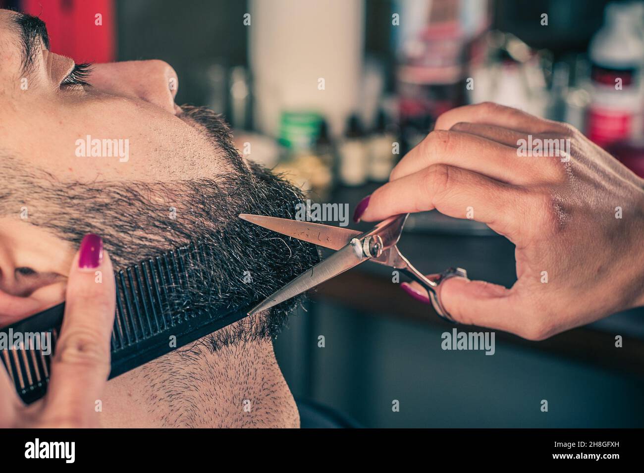 Female with beard hi-res stock photography and images - Alamy