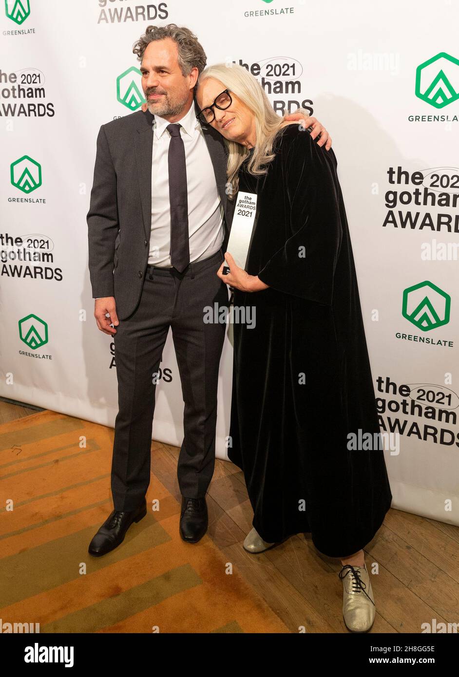 Actress jane wall hi-res stock photography and images - Alamy