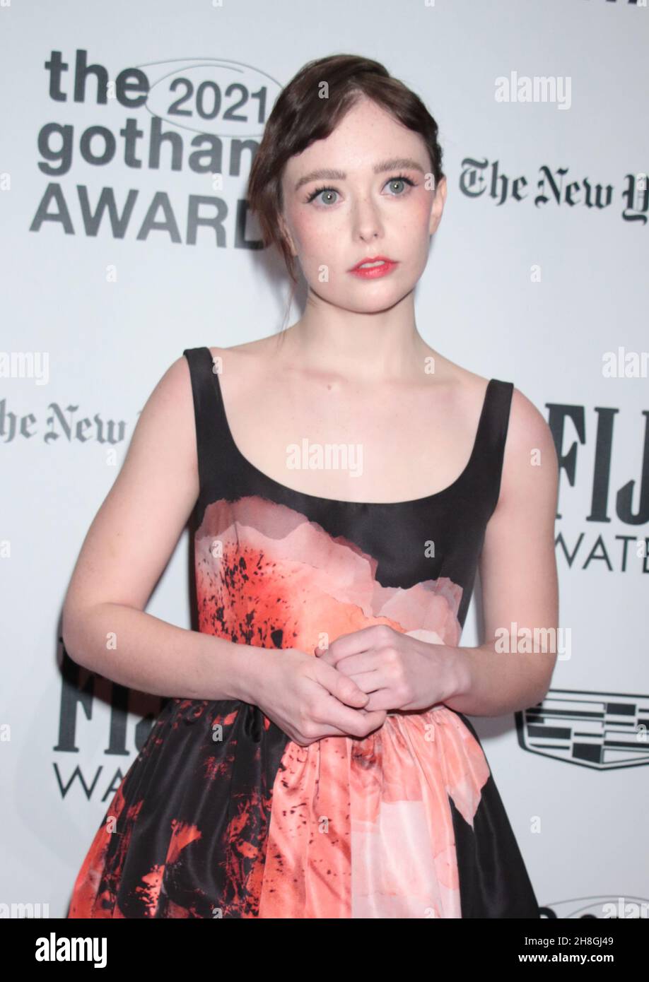 New York, NY, USA. 29th Nov, 2021. Suzanna Son at the 2021 Gotham ...