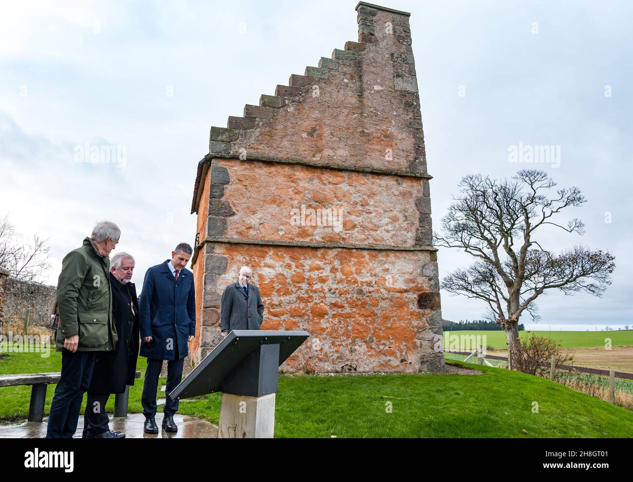 Lord roderick hi-res stock photography and images - Alamy