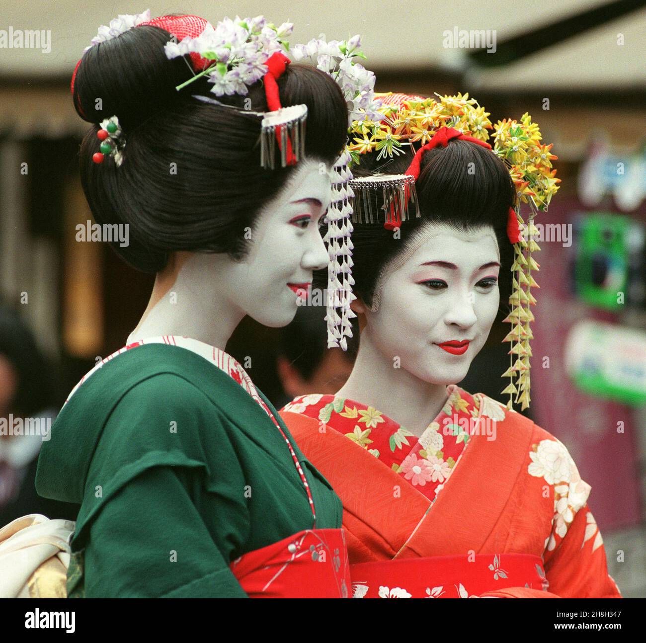 Geisha (芸者) also known as geiko (芸子) (in Kyoto and Kanazawa) or geigi ...